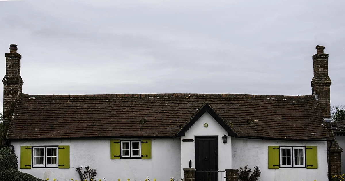 Famous Bungalow Houses - Iconic Designs And Architectural Marvels